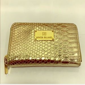 River Island | Bags | Gentlyused River Island Metallic Gold Wallet ...